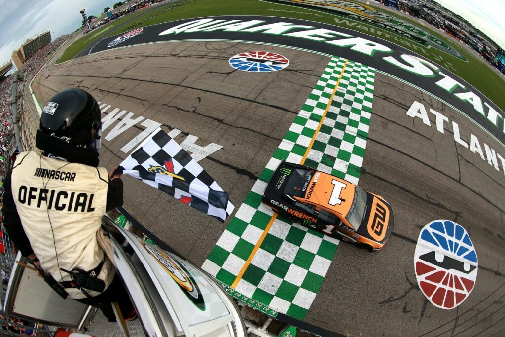 L'Auto Club Speedway bientôt transformé en short track